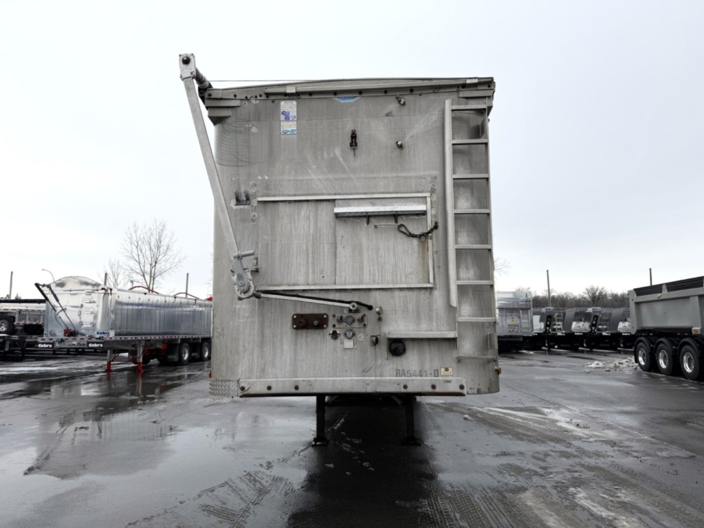 MAC 2009 | PLANCHER MOBILE, 4 ESSIEUX | Remorques Labelle